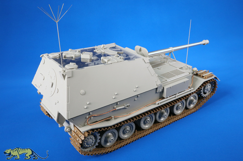 Trumpeter Sd.Kfz. 184 Ferdinand - German Heavy Tank Destroyer - 1/16 ...
