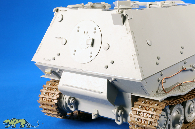 Trumpeter Sd.Kfz. 184 Ferdinand - German Heavy Tank Destroyer - 1/16 ...